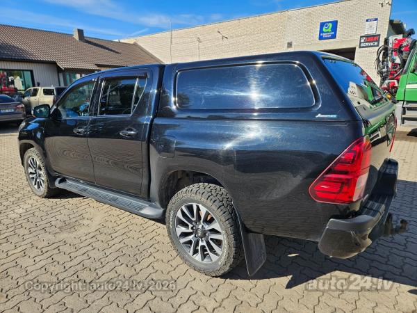 Melns Toyota Hilux 2020 Viljandi, ar dzinēja tilpumu 2.40 L un nobraukumu 200 tūkst. km par 33500 €, foto 3 vietnē AUTOMOTO.COM.LV