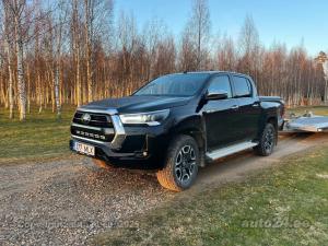 Black Toyota Hilux 2021 in Tallinn, with an engine capacity of 2.80 L and mileage of 160 thousand km for 39900 €, photo 10 on AUTOMOTO.COM.LV