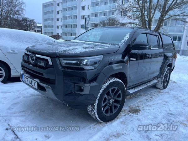 Melns Toyota Hilux 2023 Tallina, ar dzinēja tilpumu 2.80 L un nobraukumu 108 tūkst. km par 49900 €, foto 1 vietnē AUTOMOTO.COM.LV