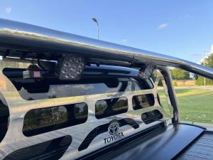 Melns Toyota Hilux 2008 Cēsis, ar dzinēja tilpumu 2.49 L un nobraukumu 289 tūkst. km par 10490 €, foto 12 vietnē AUTOMOTO.COM.LV