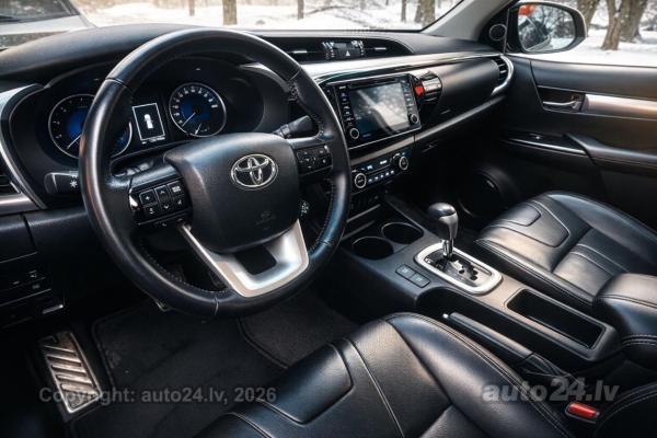 Melns Toyota Hilux 2018 Tallina, ar dzinēja tilpumu 2.40 L un nobraukumu 128 tūkst. km par 29999 €, foto 5 vietnē AUTOMOTO.COM.LV