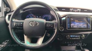 Melns Toyota Hilux 2018 Tallina, ar dzinēja tilpumu 2.39 L un nobraukumu 127 tūkst. km par 34995 €, foto 9 vietnē AUTOMOTO.COM.LV