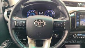 Melns Toyota Hilux 2018 Tallina, ar dzinēja tilpumu 2.39 L un nobraukumu 127 tūkst. km par 34995 €, foto 11 vietnē AUTOMOTO.COM.LV