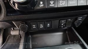 Melns Toyota Hilux 2018 Tallina, ar dzinēja tilpumu 2.39 L un nobraukumu 127 tūkst. km par 34995 €, foto 19 vietnē AUTOMOTO.COM.LV