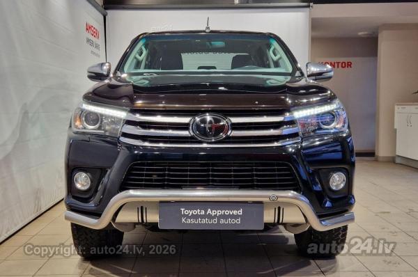 Black Toyota Hilux 2019 in Tallinn, with an engine capacity of 2.40 L and mileage of 137 thousand km for 34990 €, photo 5 on AUTOMOTO.COM.LV