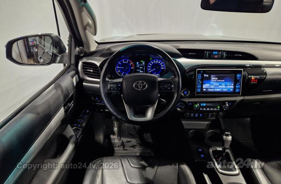 Melns Toyota Hilux 2019 Tallina, ar dzinēja tilpumu 2.40 L un nobraukumu 137 tūkst. km par 34990 €, foto 9 vietnē AUTOMOTO.COM.LV