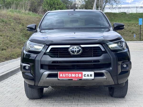 Black Toyota Hilux 2021 in Vilnius, with an engine capacity of 2.40 L and mileage of 121 thousand km for 36500 €, photo 5 on AUTOMOTO.COM.LV