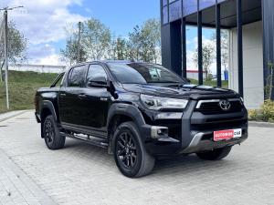 Melns Toyota Hilux 2021 Viļņa, ar dzinēja tilpumu 2.40 L un nobraukumu 121 tūkst. km par 36500 €, foto 1 vietnē AUTOMOTO.COM.LV