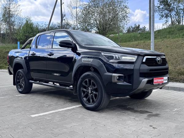 Melns Toyota Hilux 2021 Viļņa, ar dzinēja tilpumu 2.40 L un nobraukumu 121 tūkst. km par 36500 €, foto 2 vietnē AUTOMOTO.COM.LV