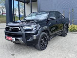 Melns Toyota Hilux 2021 Viļņa, ar dzinēja tilpumu 2.40 L un nobraukumu 121 tūkst. km par 36500 €, foto 8 vietnē AUTOMOTO.COM.LV