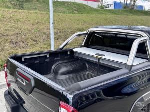 Melns Toyota Hilux 2021 Viļņa, ar dzinēja tilpumu 2.40 L un nobraukumu 121 tūkst. km par 36500 €, foto 16 vietnē AUTOMOTO.COM.LV