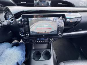 Melns Toyota Hilux 2021 Viļņa, ar dzinēja tilpumu 2.40 L un nobraukumu 121 tūkst. km par 36500 €, foto 20 vietnē AUTOMOTO.COM.LV