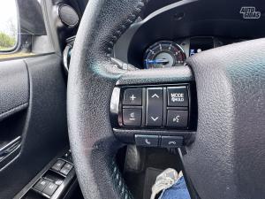 Melns Toyota Hilux 2021 Viļņa, ar dzinēja tilpumu 2.40 L un nobraukumu 121 tūkst. km par 36500 €, foto 23 vietnē AUTOMOTO.COM.LV
