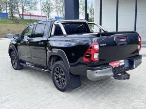 Melns Toyota Hilux 2021 Viļņa, ar dzinēja tilpumu 2.40 L un nobraukumu 121 tūkst. km par 33500 €, foto 12 vietnē AUTOMOTO.COM.LV