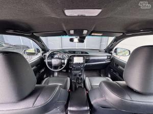 Melns Toyota Hilux 2021 Viļņa, ar dzinēja tilpumu 2.40 L un nobraukumu 121 tūkst. km par 33500 €, foto 31 vietnē AUTOMOTO.COM.LV