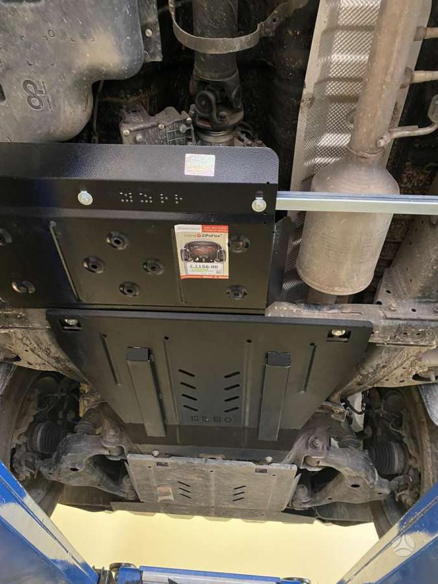 Черный Тойота Хайлюкс 2021 в Вильнюс, объемом двигателя 2.76 л и пробегом 108 тыс. км за 38800 €, фото 13 на AUTOMOTO.COM.LV