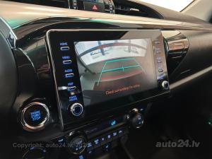 Black Toyota Hilux 2022 in Parnu, with an engine capacity of 2.80 L and mileage of 98 thousand km for 40990 €, photo 15 on AUTOMOTO.COM.LV