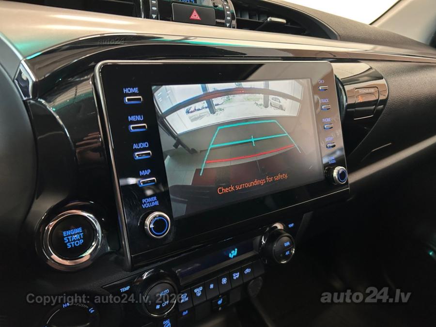 Black Toyota Hilux 2022 in Parnu, with an engine capacity of 2.80 L and mileage of 98 thousand km for 40990 €, photo 15 on AUTOMOTO.COM.LV