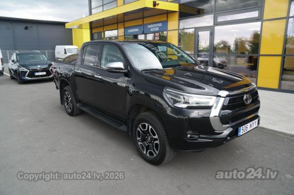 Black Toyota Hilux 2024 in Tallinn, with an engine capacity of 2.80 L and mileage of 42 thousand km for 47990 €, photo 3 on AUTOMOTO.COM.LV