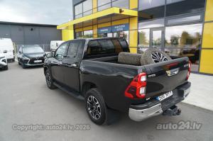 Melns Toyota Hilux 2024 Tallina, ar dzinēja tilpumu 2.80 L un nobraukumu 42 tūkst. km par 47990 €, foto 7 vietnē AUTOMOTO.COM.LV