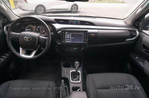 Melns Toyota Hilux 2024 Tallina, ar dzinēja tilpumu 2.80 L un nobraukumu 42 tūkst. km par 47990 €, foto 9 vietnē AUTOMOTO.COM.LV