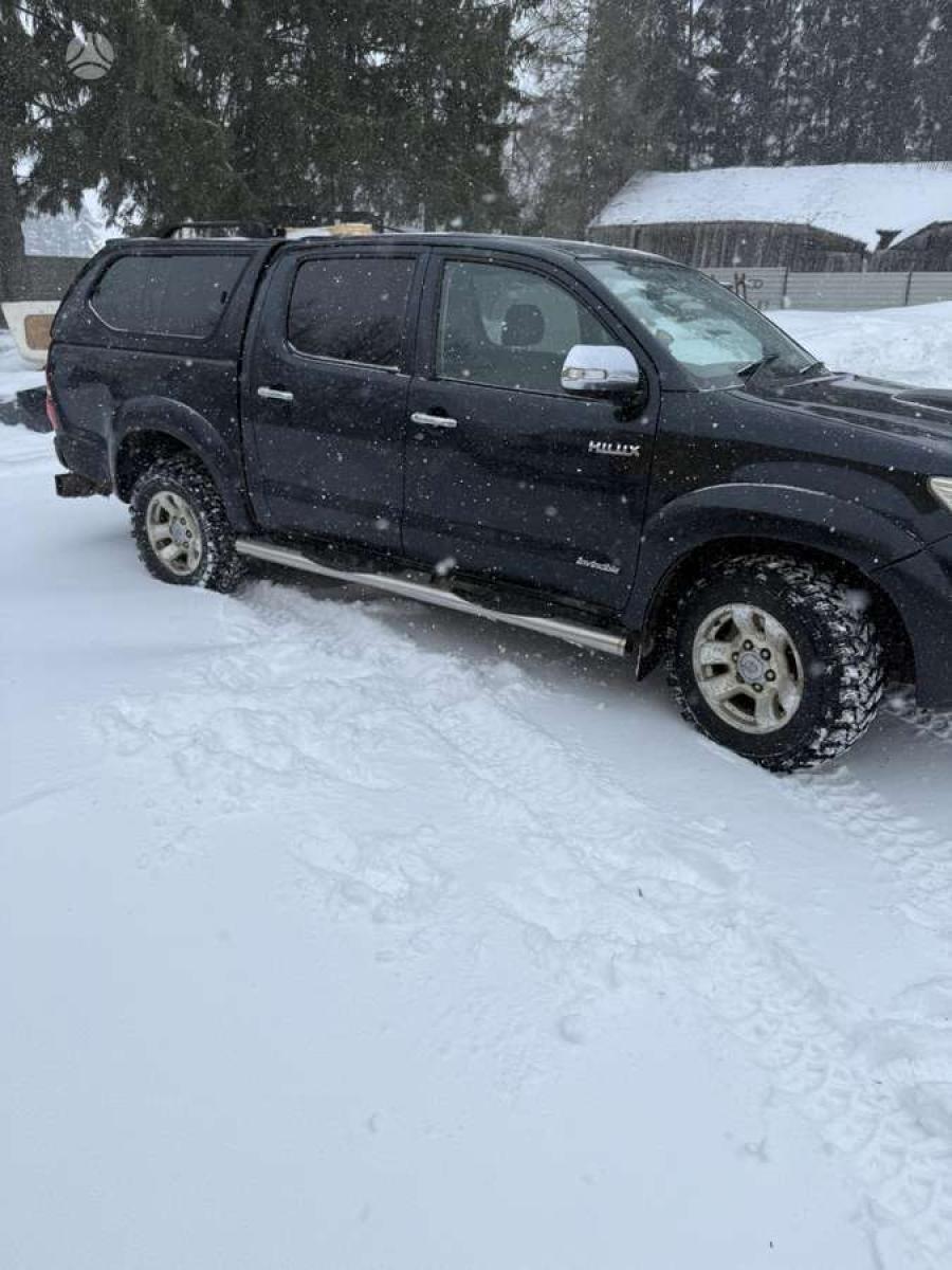 Zils Toyota Hilux 2012 Pasvalys, ar dzinēja tilpumu 2.98 L un nobraukumu 321 tūkst. km par 6850 €, foto 3 vietnē AUTOMOTO.COM.LV