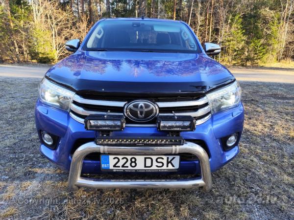 Blue Toyota Hilux 2016 in Tallinn, with an engine capacity of 2.40 L and mileage of 290 thousand km for 27999 €, photo 1 on AUTOMOTO.COM.LV