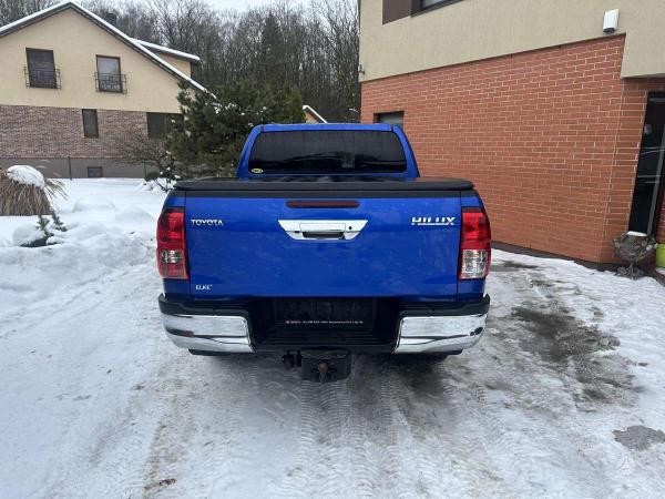 Zils Toyota Hilux 2017 Kauņa, ar dzinēja tilpumu 2.40 L un nobraukumu 187 tūkst. km par 20900 €, foto 5 vietnē AUTOMOTO.COM.LV