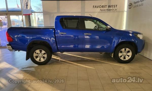 Zils Toyota Hilux 2020 Tallina, ar dzinēja tilpumu 2.40 L un nobraukumu 138 tūkst. km par 29990 €, foto 4 vietnē AUTOMOTO.COM.LV
