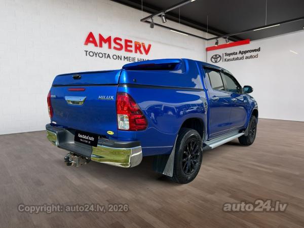 Blue Toyota Hilux 2017 in Parnu, with an engine capacity of 2.40 L and mileage of 250 thousand km for 23200 €, photo 2 on AUTOMOTO.COM.LV