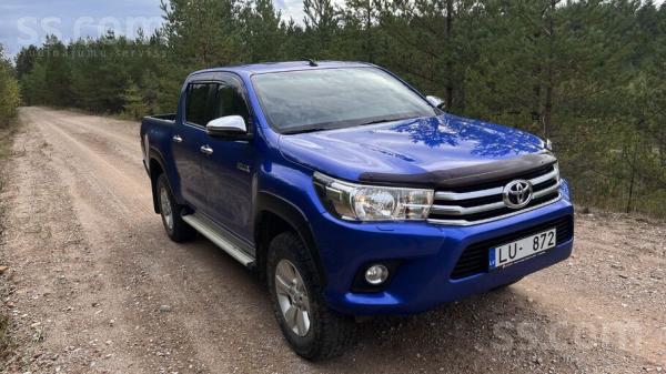 Zils Toyota Hilux 2019 Kuldīga, ar dzinēja tilpumu 2.40 L un nobraukumu 188 tūkst. km par 21500 €, foto 3 vietnē AUTOMOTO.COM.LV