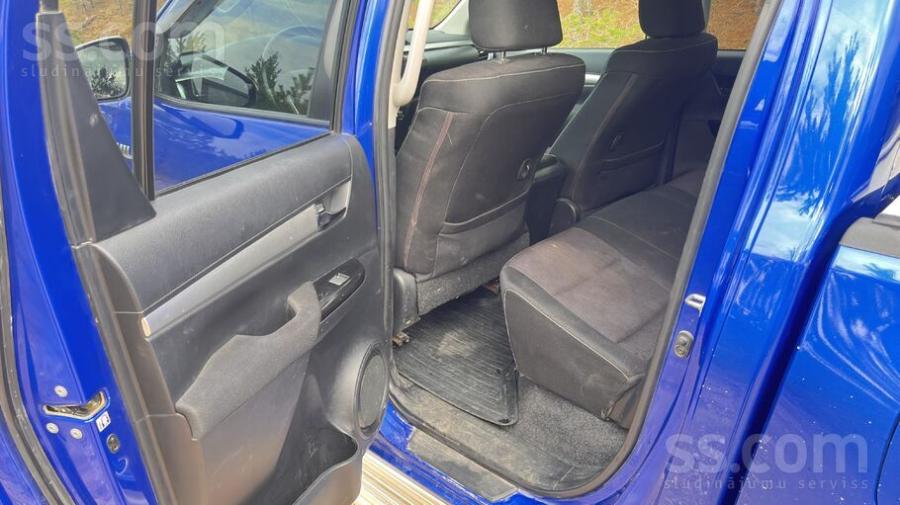 Zils Toyota Hilux 2019 Kuldīga, ar dzinēja tilpumu 2.40 L un nobraukumu 188 tūkst. km par 21500 €, foto 7 vietnē AUTOMOTO.COM.LV