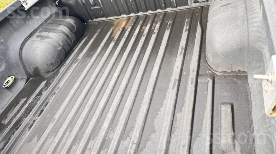 Zils Toyota Hilux 2019 Kuldīga, ar dzinēja tilpumu 2.40 L un nobraukumu 188 tūkst. km par 21500 €, foto 14 vietnē AUTOMOTO.COM.LV