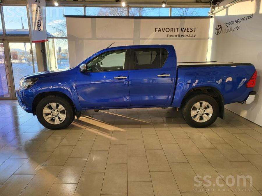 Zils Toyota Hilux 2020 Ventspils, ar dzinēja tilpumu 2.40 L un nobraukumu 138 tūkst. km par 25450 €, foto 2 vietnē AUTOMOTO.COM.LV