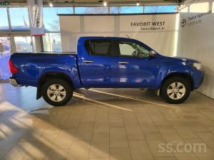 Zils Toyota Hilux 2020 Ventspils, ar dzinēja tilpumu 2.40 L un nobraukumu 138 tūkst. km par 25450 €, foto 3 vietnē AUTOMOTO.COM.LV