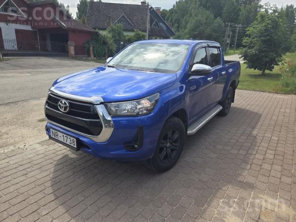 Blue Toyota Hilux 2023 in Riga, with an engine capacity of 2.40 L and mileage of 101 thousand km for 29950 €, photo 1 on AUTOMOTO.COM.LV