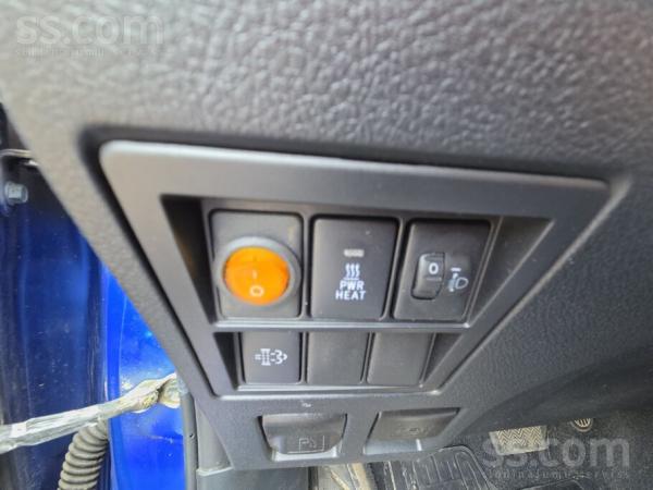 Blue Toyota Hilux 2023 in Riga, with an engine capacity of 2.40 L and mileage of 101 thousand km for 29950 €, photo 7 on AUTOMOTO.COM.LV