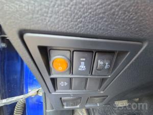 Blue Toyota Hilux 2023 in Riga, with an engine capacity of 2.40 L and mileage of 101 thousand km for 29950 €, photo 8 on AUTOMOTO.COM.LV