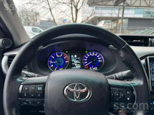 Brūns Toyota Hilux 2020 Rīga, ar dzinēja tilpumu 2.40 L un nobraukumu 118 tūkst. km par 28850 €, foto 8 vietnē AUTOMOTO.COM.LV