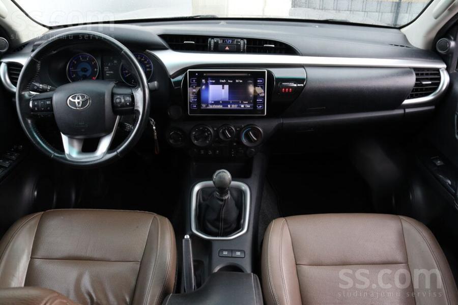 Brūns Toyota Hilux 2017 Rīga, ar dzinēja tilpumu 2.40 L un nobraukumu 210 tūkst. km par 22490 €, foto 19 vietnē AUTOMOTO.COM.LV