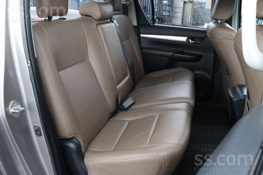 Brūns Toyota Hilux 2017 Rīga, ar dzinēja tilpumu 2.40 L un nobraukumu 210 tūkst. km par 22490 €, foto 20 vietnē AUTOMOTO.COM.LV