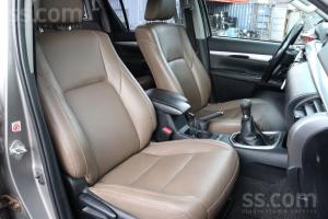 Brūns Toyota Hilux 2017 Rīga, ar dzinēja tilpumu 2.40 L un nobraukumu 210 tūkst. km par 22490 €, foto 22 vietnē AUTOMOTO.COM.LV