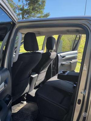Brown Toyota Hilux 2020 in Kaunas, with an engine capacity of 2.39 L and mileage of 149 thousand km for 24900 €, photo 12 on AUTOMOTO.COM.LV