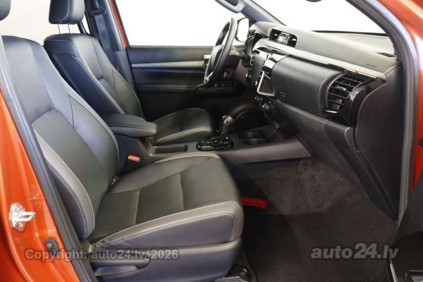 Brūns Toyota Hilux 2023 Tallina, ar dzinēja tilpumu 2.76 L un nobraukumu 32 tūkst. km par 52349 €, foto 7 vietnē AUTOMOTO.COM.LV