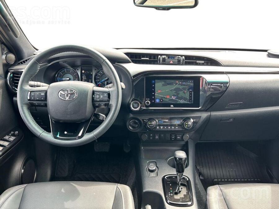 Brūns Toyota Hilux 2025 Rīga, ar dzinēja tilpumu 2.80 L un nobraukumu 3 tūkst. km par 54990 €, foto 8 vietnē AUTOMOTO.COM.LV