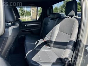 Brown Toyota Hilux 2025 in Liepaja, with an engine capacity of 2.80 L and mileage of 22 thousand km for 51300 €, photo 18 on AUTOMOTO.COM.LV