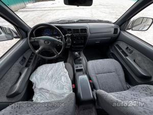 Toyota Hilux 2004 Hāpsalu, ar dzinēja tilpumu 2.50 L un nobraukumu 304 tūkst. km par 10900 €, foto 7 vietnē AUTOMOTO.COM.LV