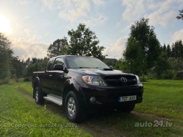 Toyota Hilux 2007 in Kilingi-Nomme, with an engine capacity of 2.50 L and mileage of 367 thousand km for 9990 €, photo 2 on AUTOMOTO.COM.LV