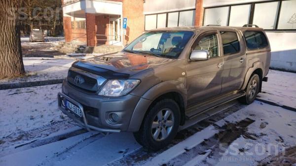 Toyota Hilux 2011 Rīga, ar dzinēja tilpumu 3.00 L un nobraukumu 448 tūkst. km par 12100 €, foto 1 vietnē AUTOMOTO.COM.LV