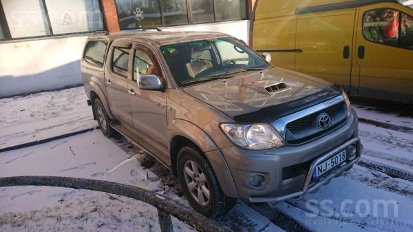Toyota Hilux 2011 Rīga, ar dzinēja tilpumu 3.00 L un nobraukumu 448 tūkst. km par 12100 €, foto 2 vietnē AUTOMOTO.COM.LV